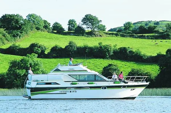 Hausboot mieten in Irland ️ - Bootsferien Irland führerscheinfrei