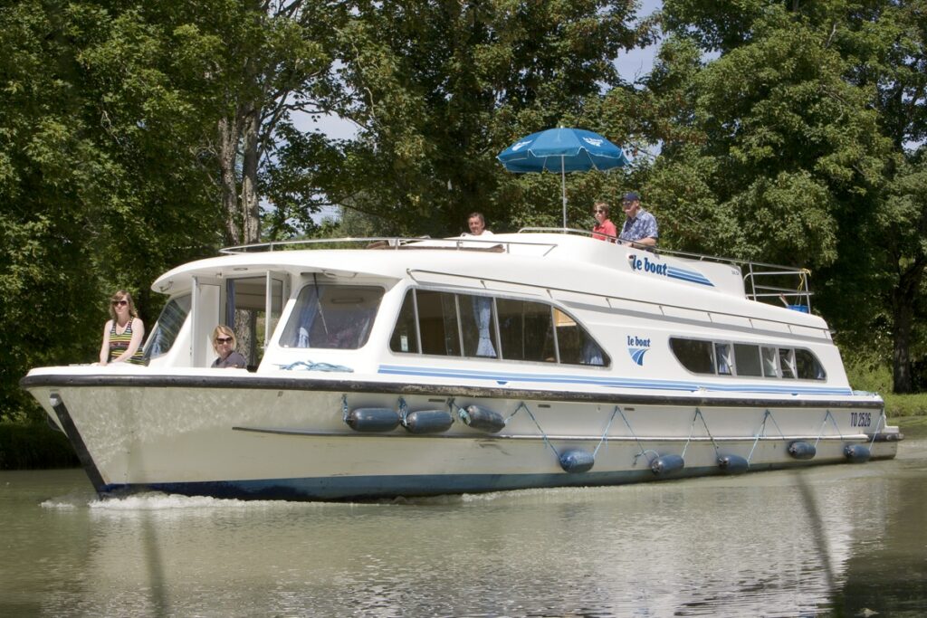 Salsa B mit 4 Kabinen für 8 bis 12 Personen mieten in Frankreich - Le Boat